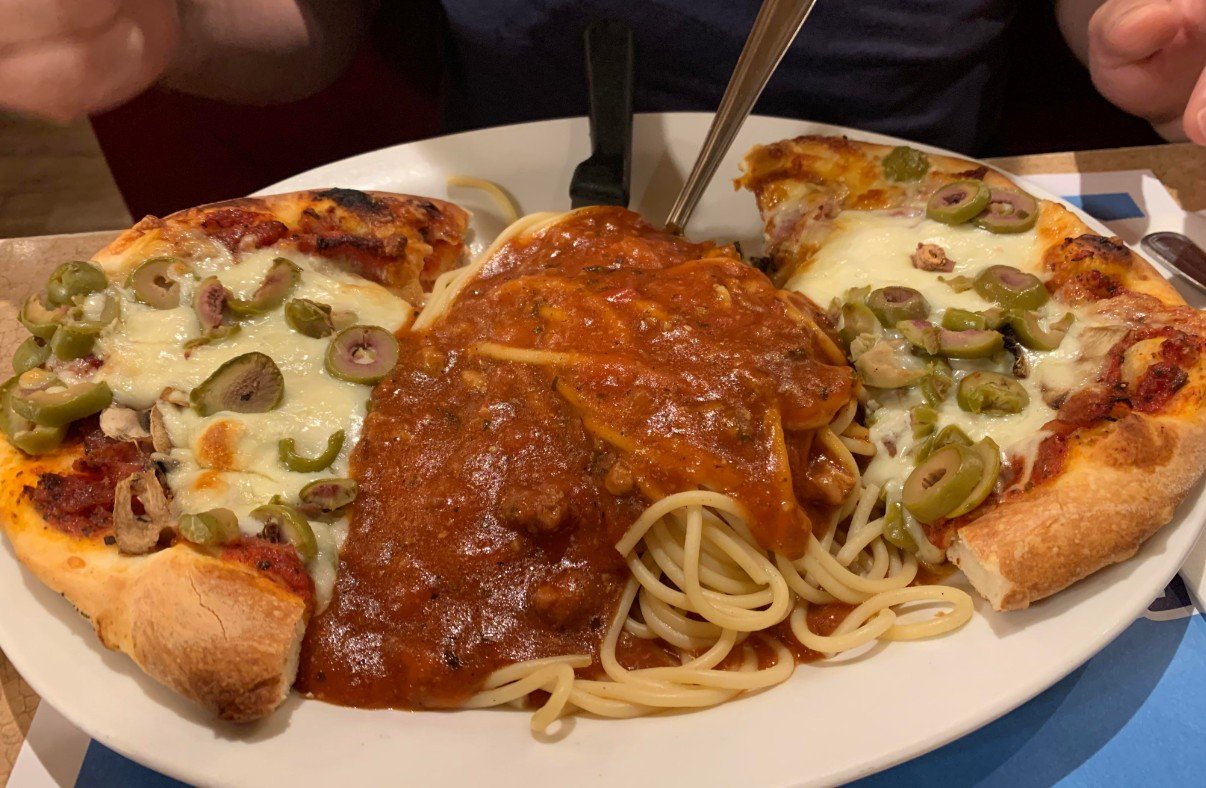 What is Pizzaghetti? A Tasty Fusion of Pizza and Spaghetti Delight